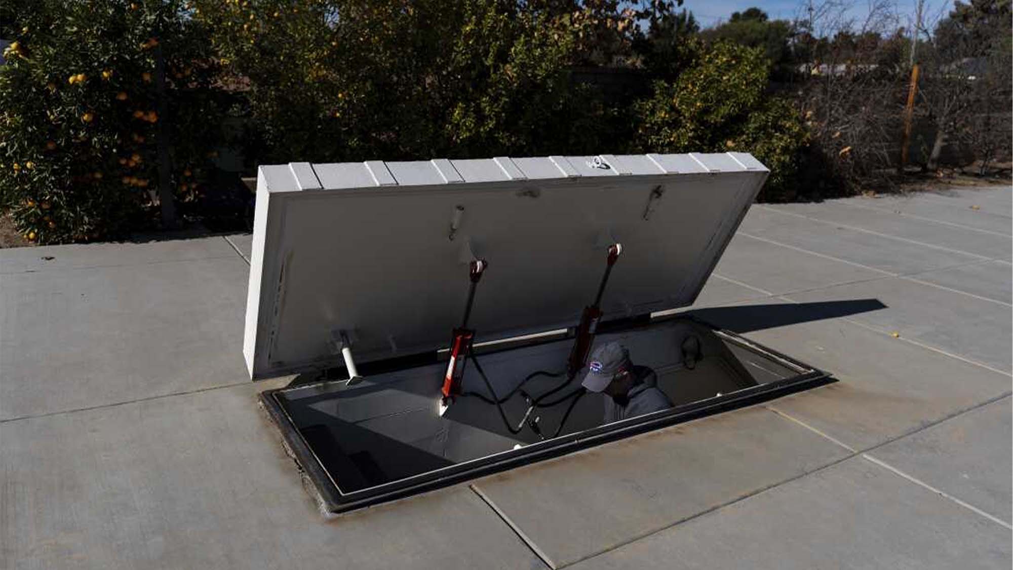 What are the core devices for survival in an doomsday bunker? – LATCHER